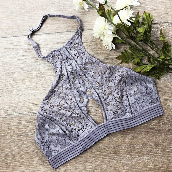Victoria's Secret | Intimates & Sleepwear | 23 Victorias Secret Keyhole ...